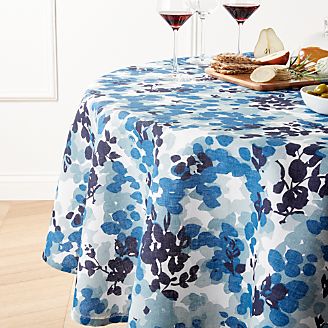 Tablecloths: Linen, Cotton & Polyester | Crate and Barrel